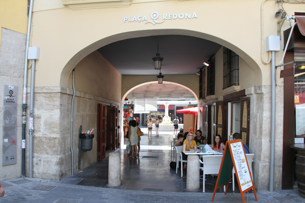 Una plaza con magia en Valencia - Guias.travel